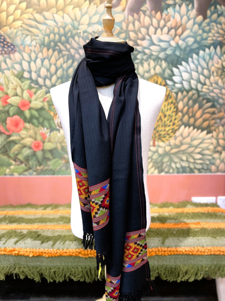 Handwoven Yak Wool Shawl | Inaara